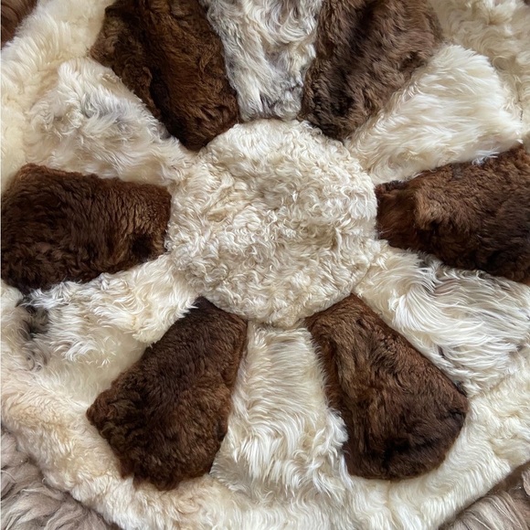 Other | Genuine Peruvian Round Alpaca Rug Wallhanging Wheel Of Fortune ...